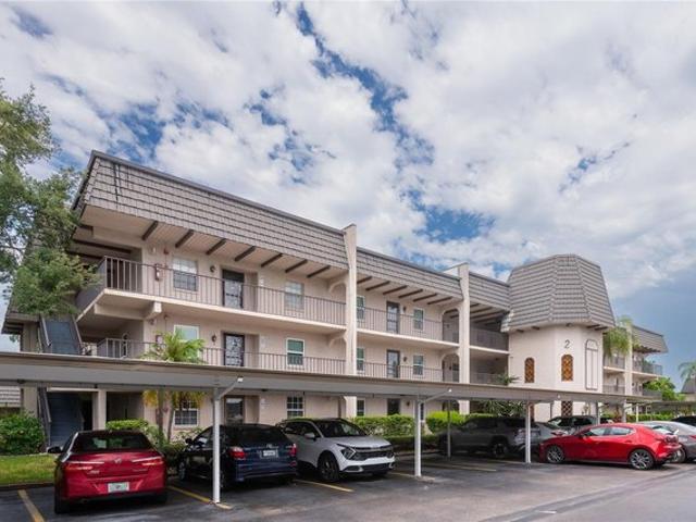 209 Cordova Grn Unit 209, Seminole, FL 33777