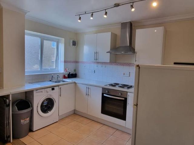 209 Catrin House, Swansea SA1, 2 bed flat to rent, £900 pcm | PrimeLocation