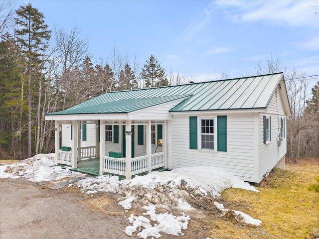 209 Church St, Stockton Springs, ME 04981