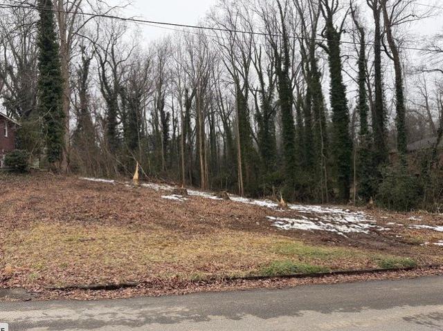 209 Anthony Rd, Spartanburg, SC 29301