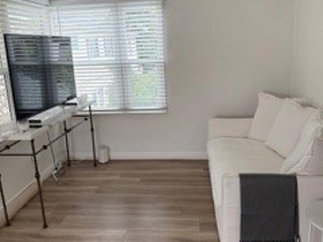 209 B Cypress B