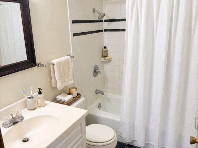 209 Baltimore St. 1 Bedroom Apartment for Rent at 209 Baltimore St, Waterloo, IA 50701 Church Row Historic