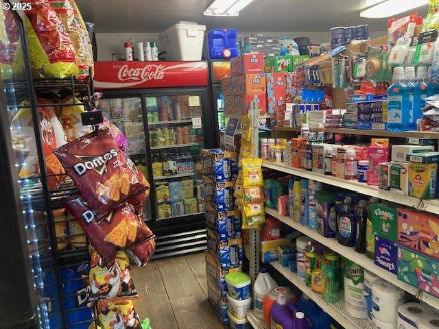 209 barnes ave