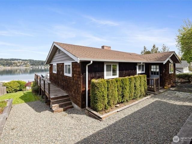 209 Bella Dr, Fox Island, WA 98333
