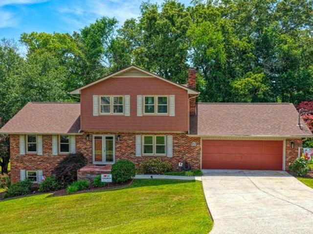 209 Bernard Ave, Church Hill, TN 37642
