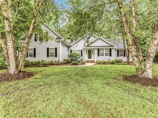 209 Bishop Cir, Smithfield, VA 23430