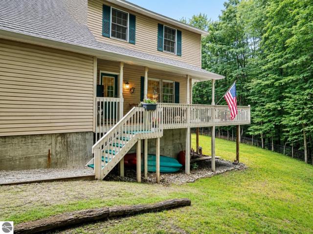 209 Black Ridge Court