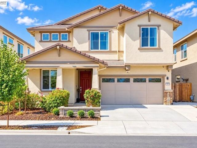 209 Brush Creek Dr, Brentwood, CA 94513