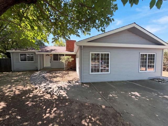 209 Bryan Ave, Roseville, CA 95661