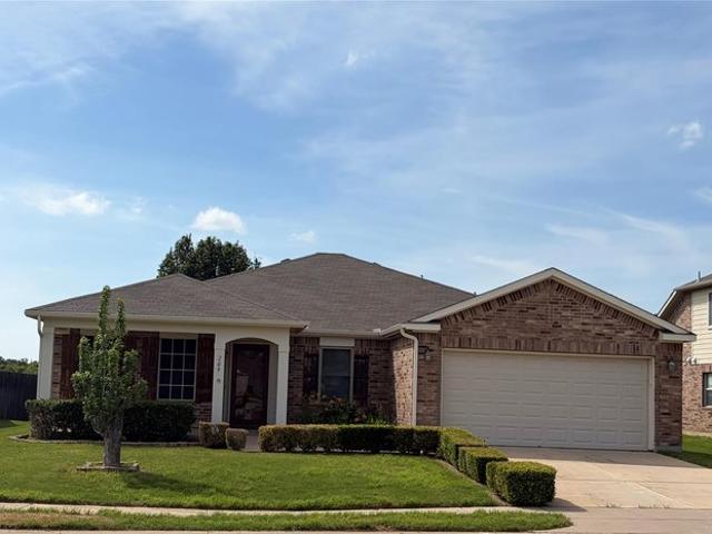 209 Broken Arrow, Krum, TX 76249