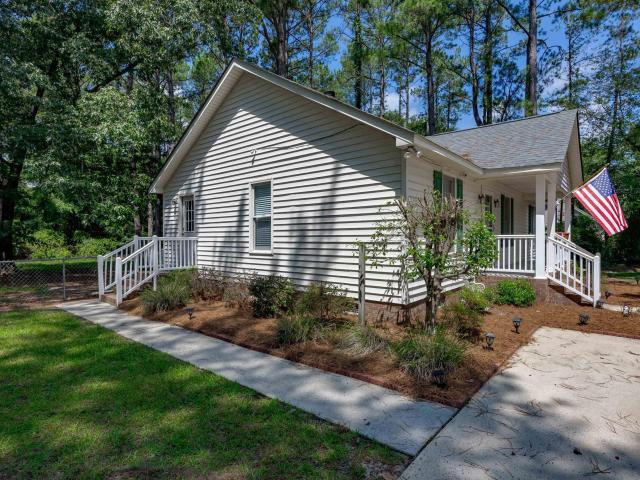 209 Brookside Lane