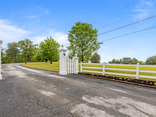 209 Browntown Road