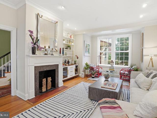 209 Goldsborough Street