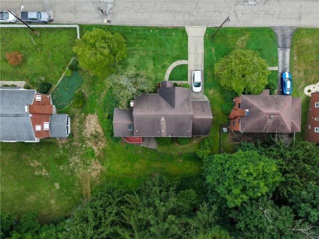 209 Glenview Drive