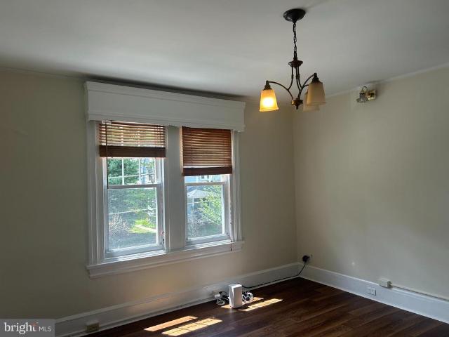 209 Grayling Avenue # 2