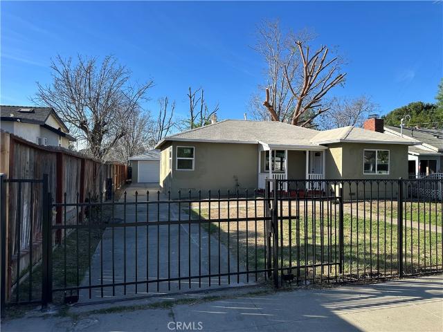 209 E 11th St, San Bernardino, CA 92410 | Compass