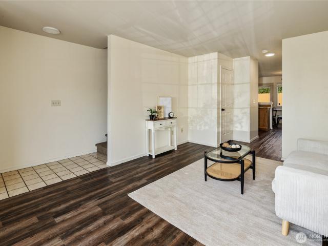 209 E 18th Avenue # D19