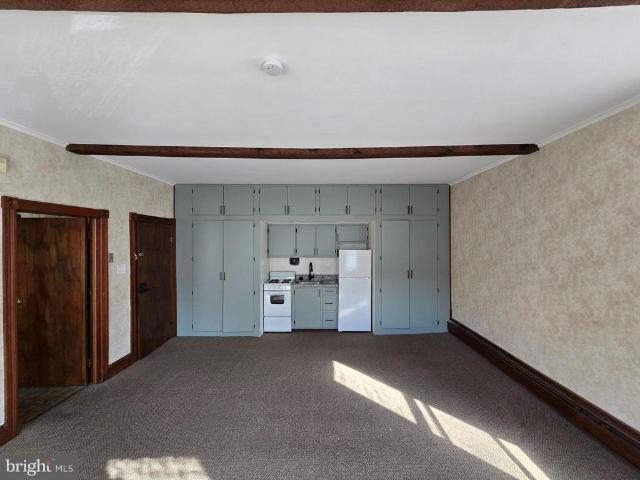 209 E Market Street # 2F