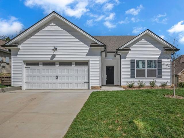 209 E Quail Hollow Way, Dickson, TN 37055