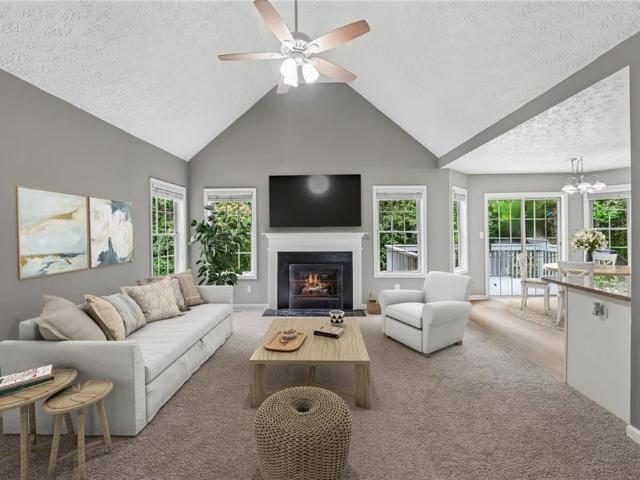 209 Eagle Glen Court