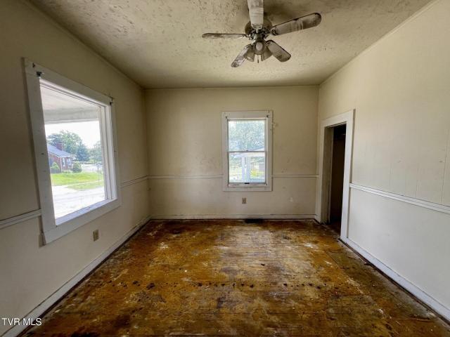 209 East Ravine Road