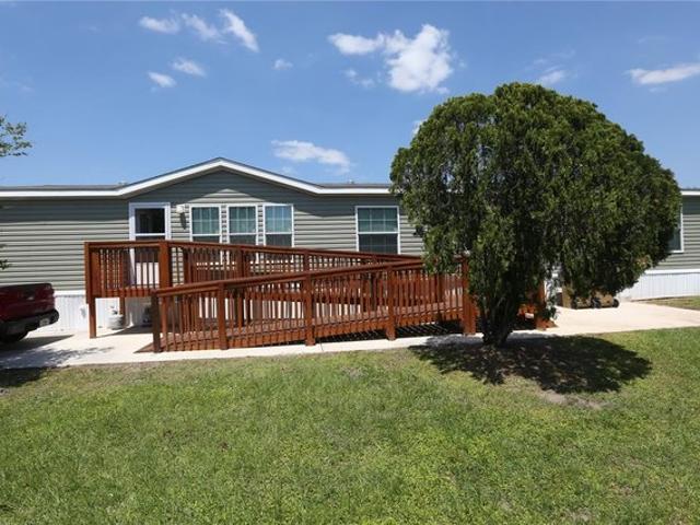 209 Ellsworth Dr, Kissimmee, FL 34758