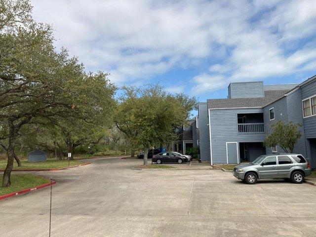 209 Forest Hls Apt 228, Rockport, TX 78382