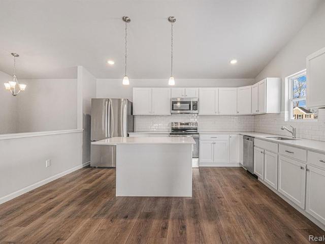 209 Kingsberry Drive