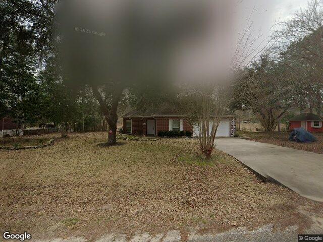 209 Hazel Dr, Village Mills, TX 77663