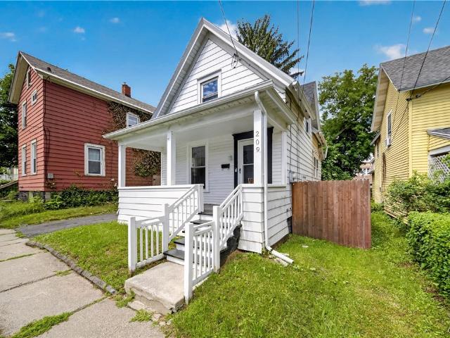 209 Hazelhurst Avenue