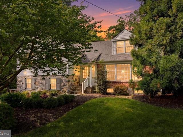 209 Hardwicke Ln, Villanova, PA 19085