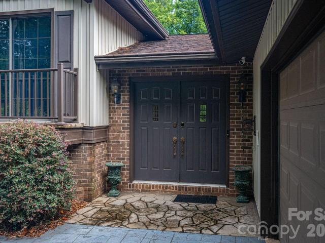 209 Hillsboro Road