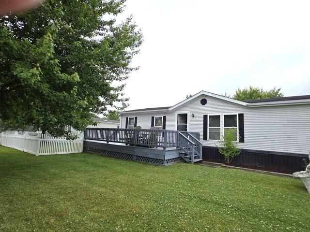 209 Island Isl Dr Unit 209, Elyria, OH 44035
