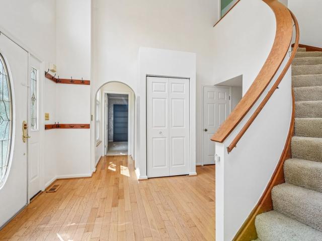209 Jaclyn Dr