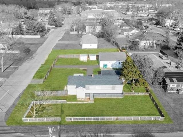 209 Jamaica Ave, Medford, NY 11763