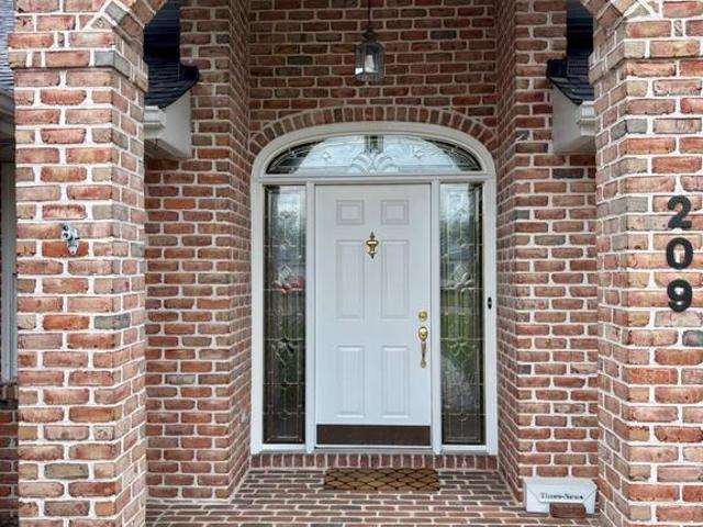 209 James Court