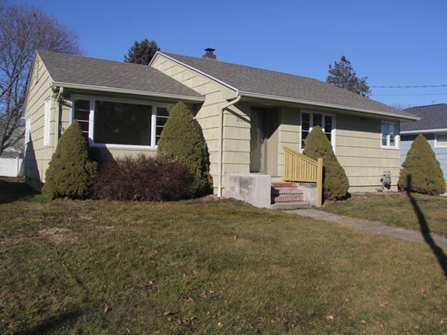209 Oneida Pl, Corning, NY 14830