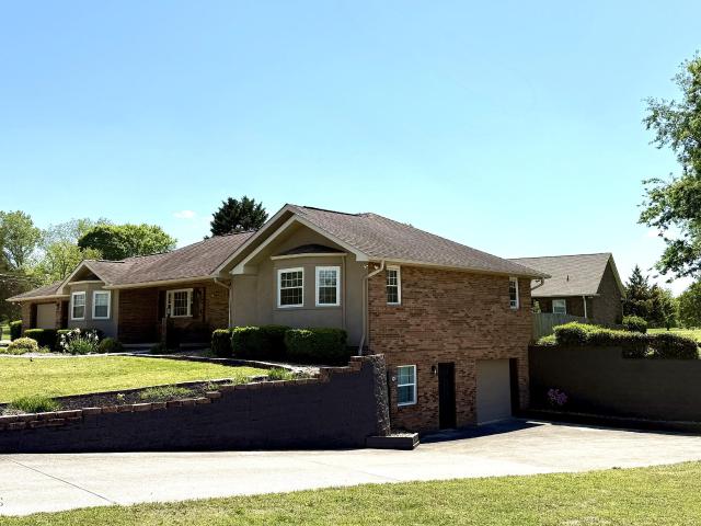 209 LaVista Drive