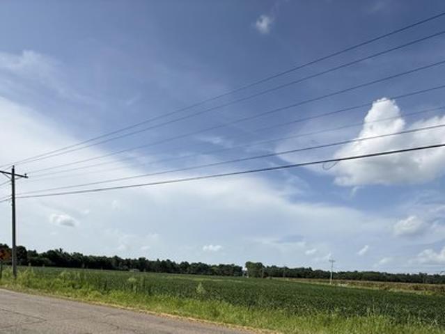 209 Lawrence Bridge Rd, Caledonia, MS 39740