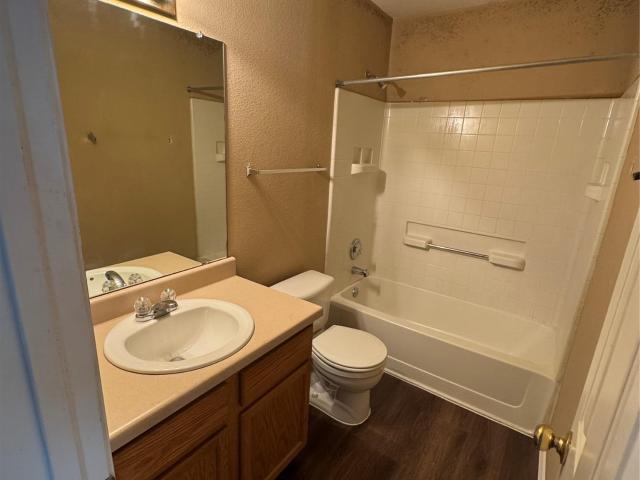 209 lake washington dr