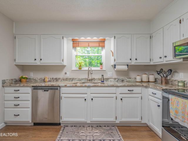 209 Lakeview Lane