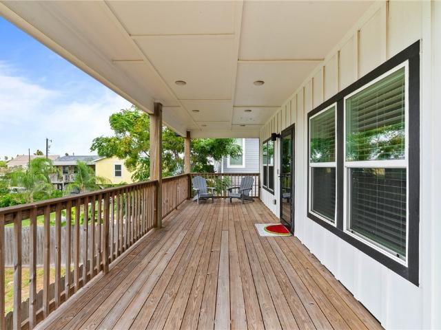 209 Las Palmas Drive