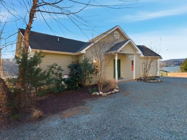 209 Leesville Lake Ct