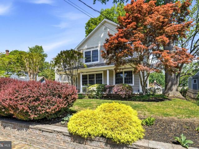 209 Lincoln Avenue