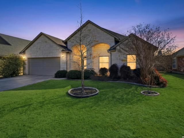 209 Ludwig Dr, Boerne, TX 78006 | MLS #1942 | Compass