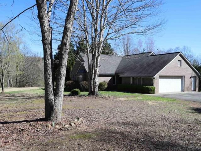 209 Mountainside Ln, Summerville, GA 30747
