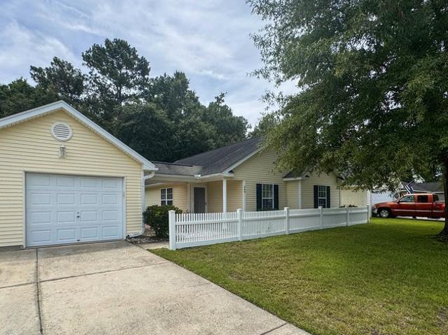 209 Moon Dance Ln, Summerville, SC 29483