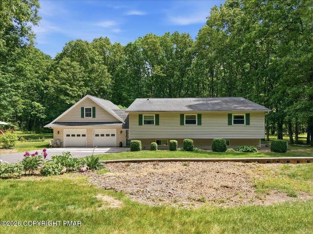 209 Manor Lane E