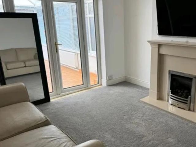209 Manley Road, Manchester, M16 8NF, United Kingdom | 4 bed duplex for rent #165884956 | Rentberry