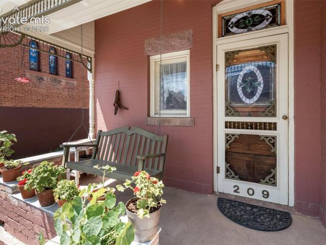 209 N 4th Street